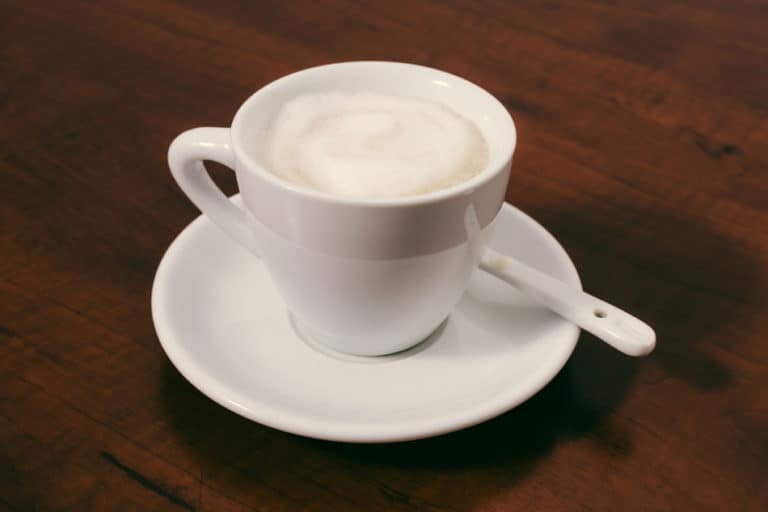 White Mocha: What Is It and What Does It Taste Like? – The Specialty ...